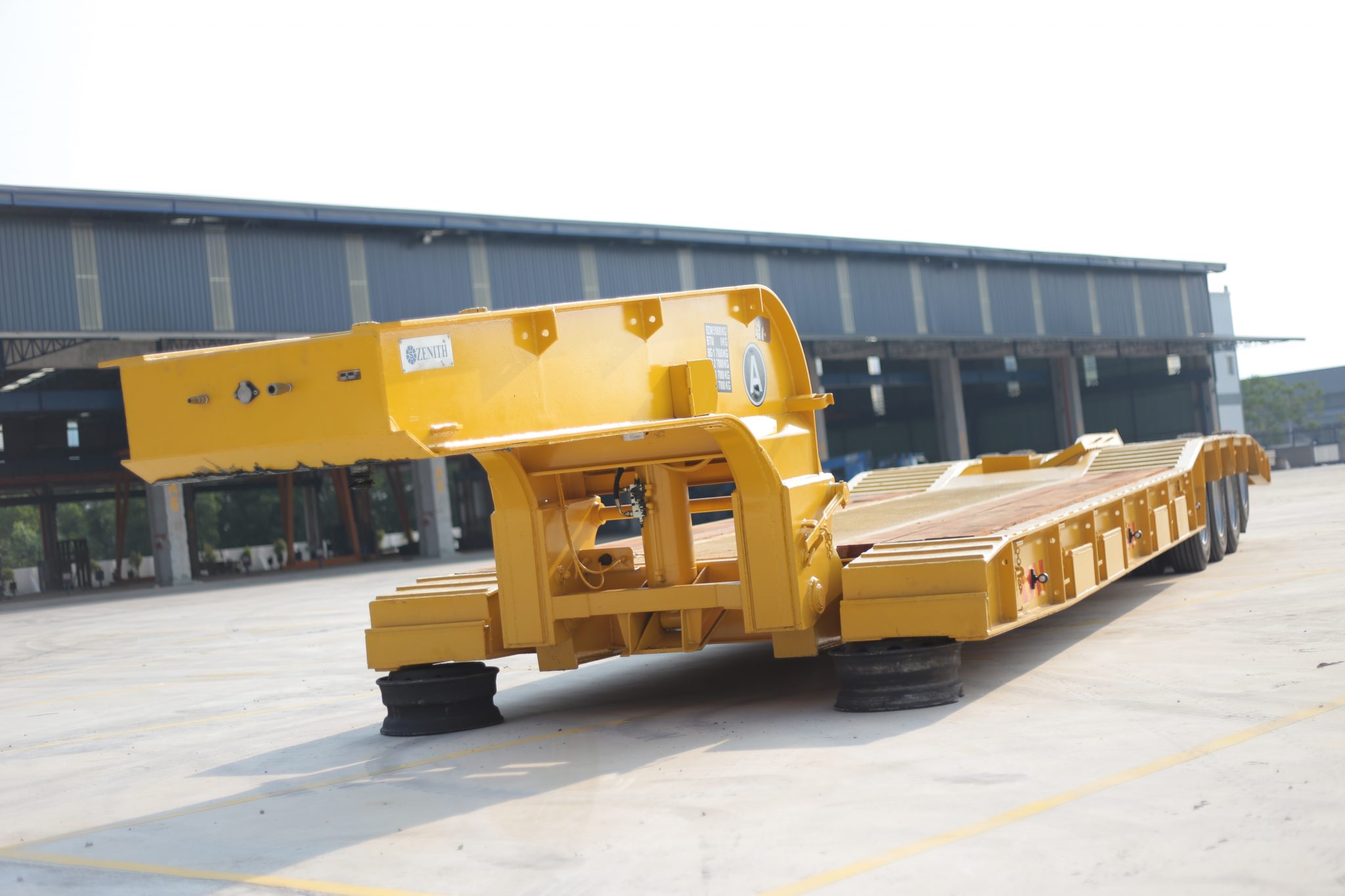 Low Loader Semi-Trailer – Serizenith